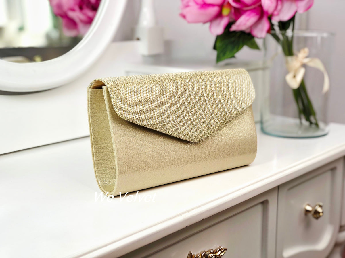 Poșetă clutch gold strălucitoare Selenite – We Velvet